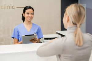 How to Greet Patients The Right Way | Alevo