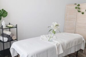 Massage Table Dimensions - Everything You Need To Know | Alevo